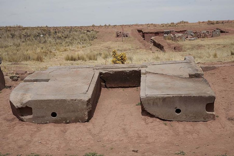 This planets oldest and grandest megalith structure Puma Punku ...